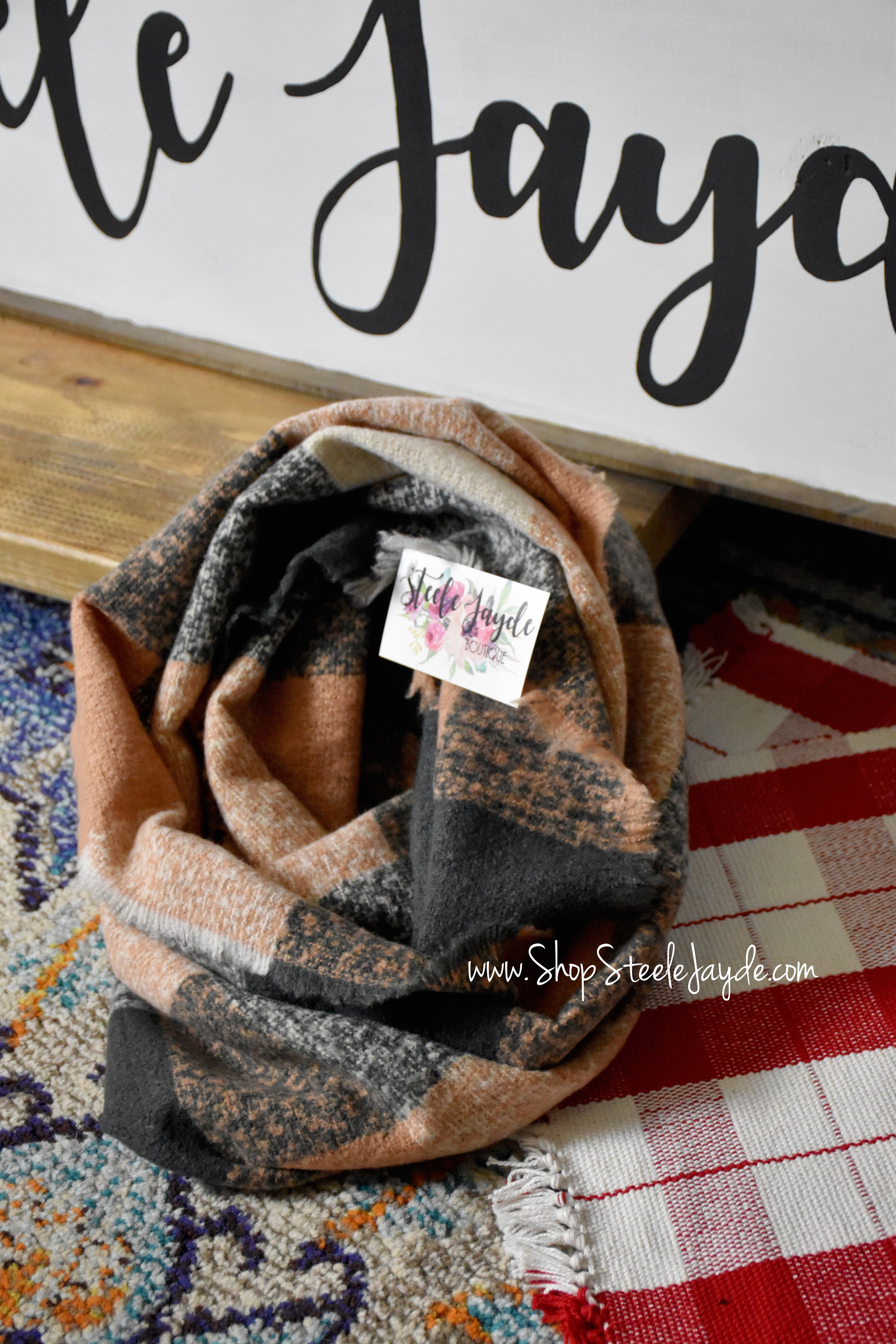 Mistletoe Infinity Scarf {Multiple Colors} – Steele Jayde Boutique